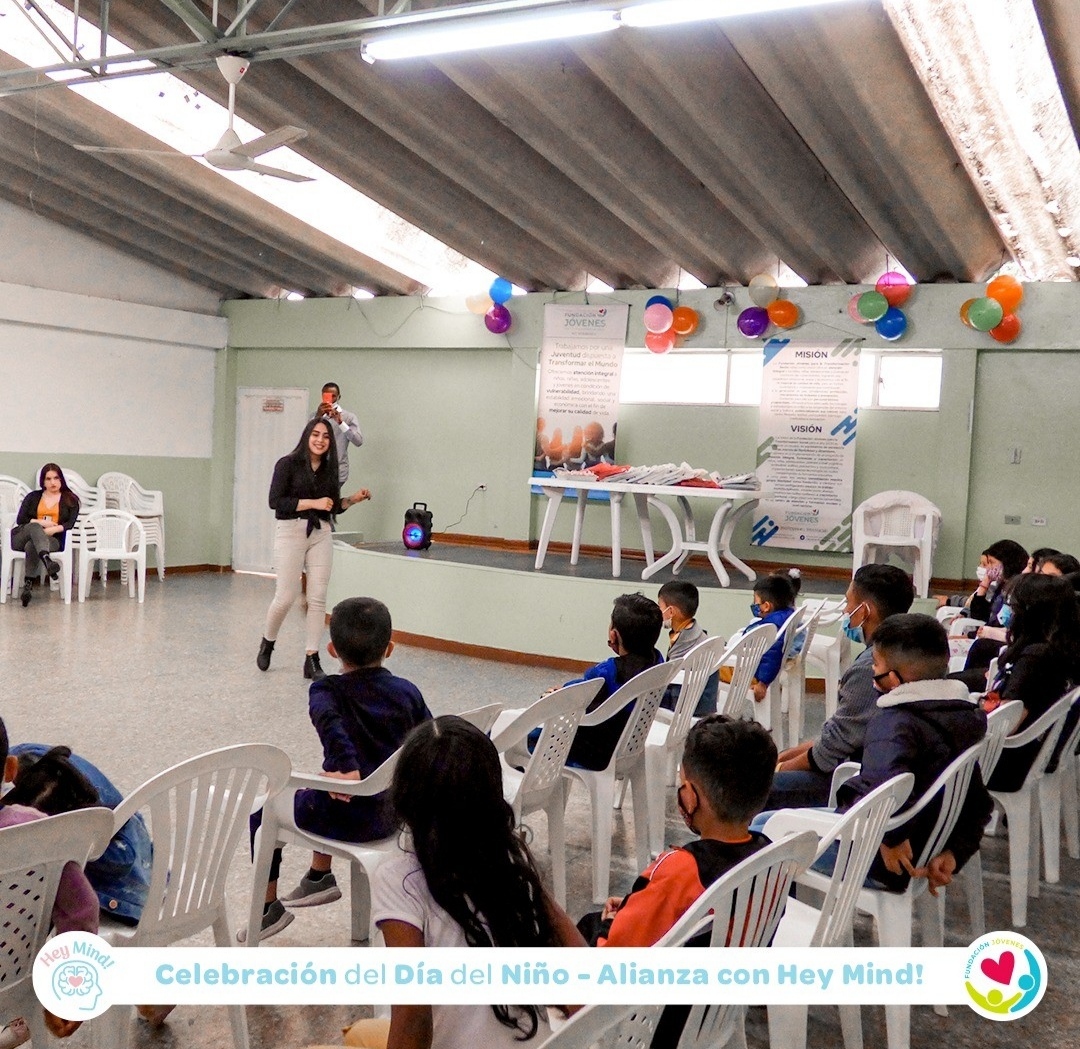 ¿Quiénes Somos? – Hey Mind